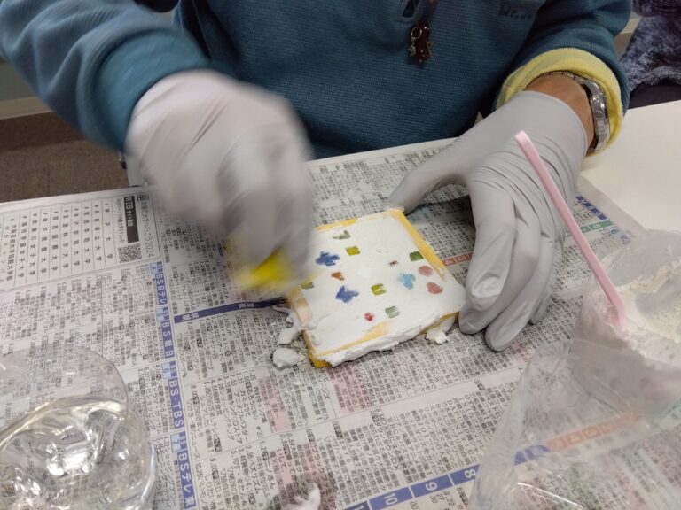 2025年11月4日 就労継続支援B型事業所クルール舞子台本日も通常営業！しかし一日曇りのなんだかもやもやするような天気でしたね💦 - クルール舞子台 https://couleur1225 ...